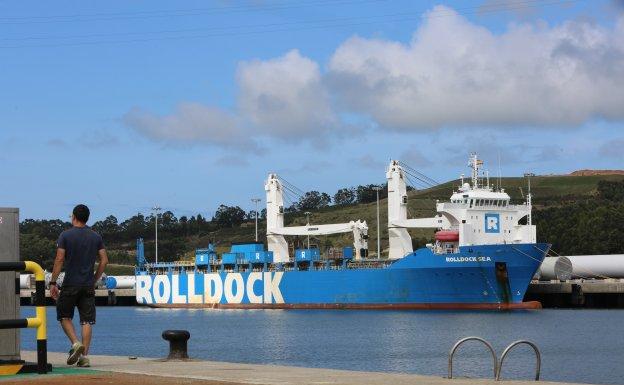 La larga espera del 'Rolldock Sea' | El Comercio