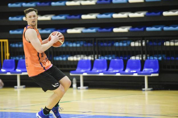 El Liberbank persigue cerrar la semana con el pleno de triunfos | El ...