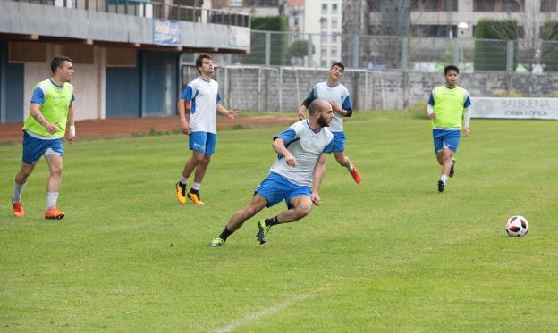 Recta final por la salvación para el Avilés | El Comercio