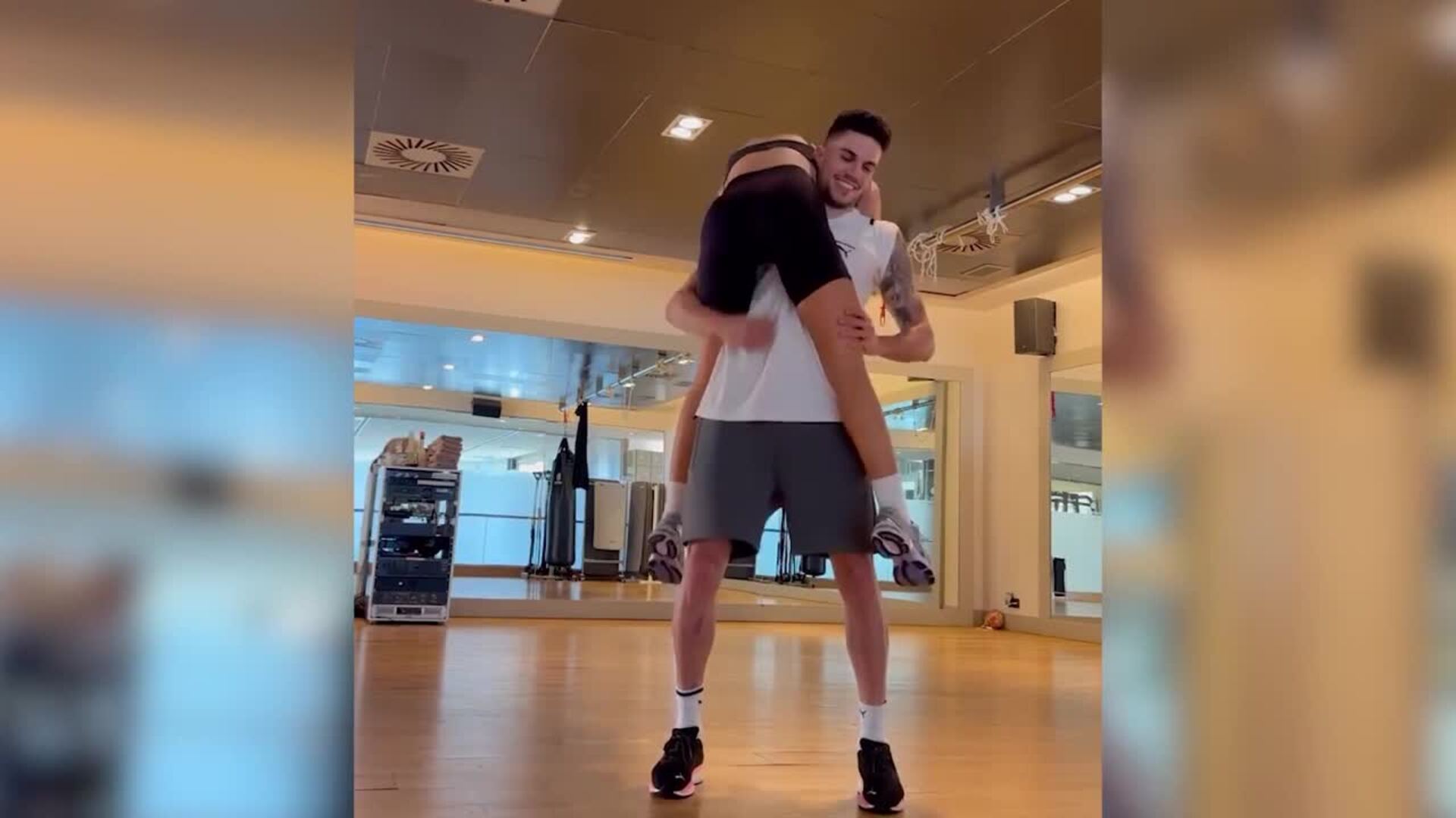 El "challenge" de baile de Jessica Goicoechea y Marc Bartra | El ...