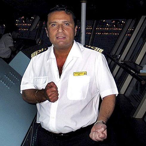El capitán del 'Costa Concordia' imparte una clase magistral sobre ...