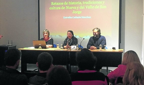 Estrella Collado presenta su libro sobre Nueva | El Comercio
